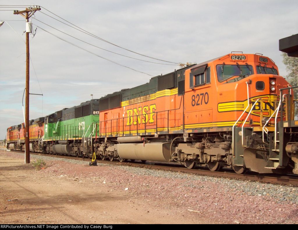 BNSF 8270